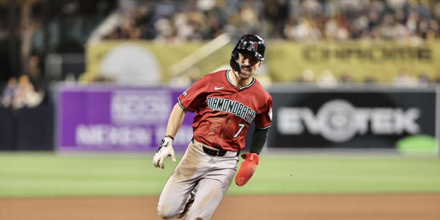 Corbin Carroll has three hits in D-backs' win