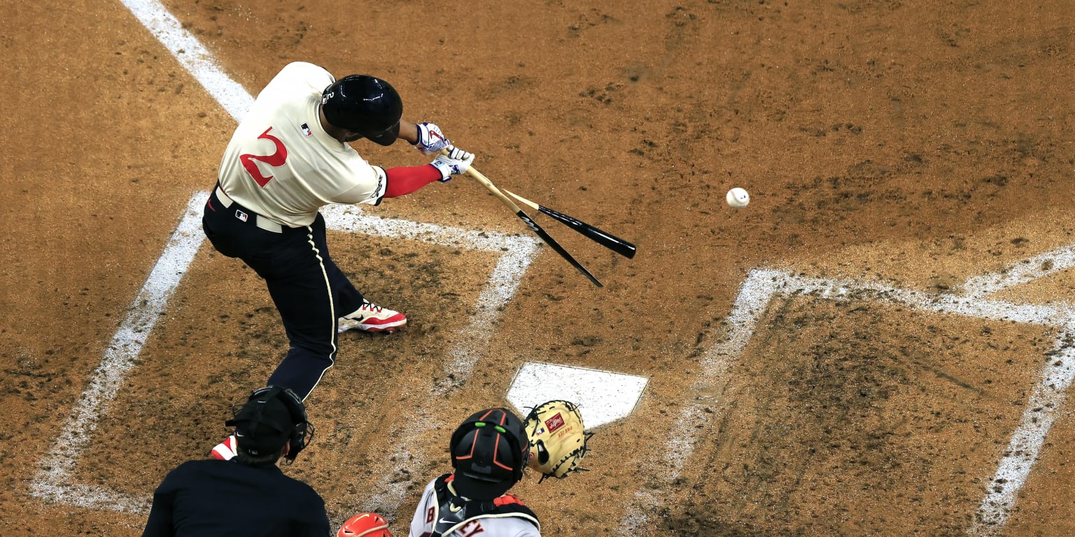 Rangers struggle at bat in loss vs. Giants