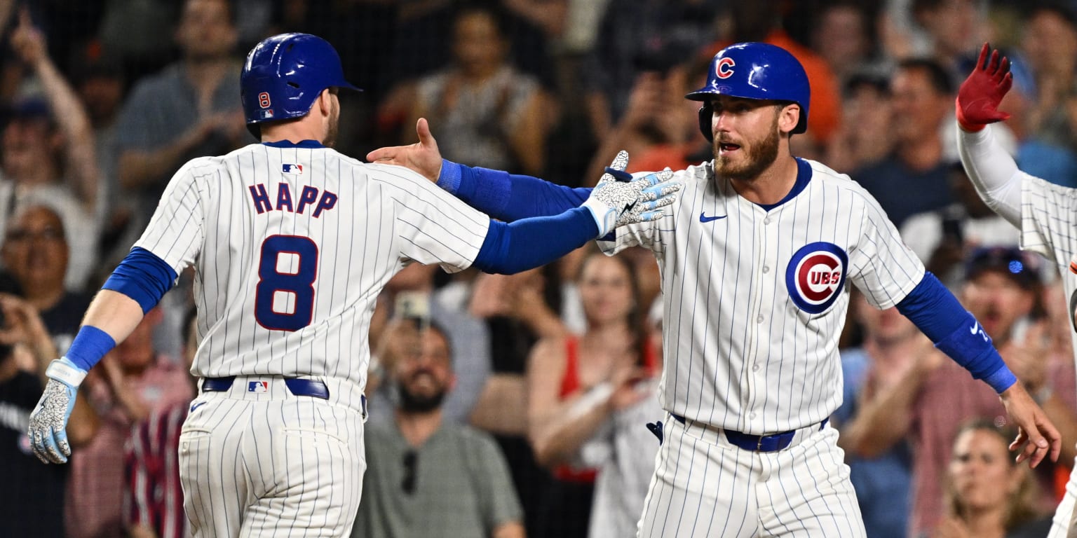 Ian Happ, Michael Busch homers not enough vs. Giants