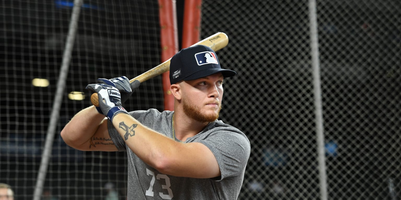 Mariners select two-way player Grant Knipp