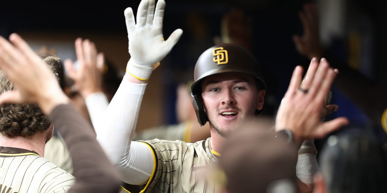 Jackson Merrill homers, ties Padres' rookie RBI record