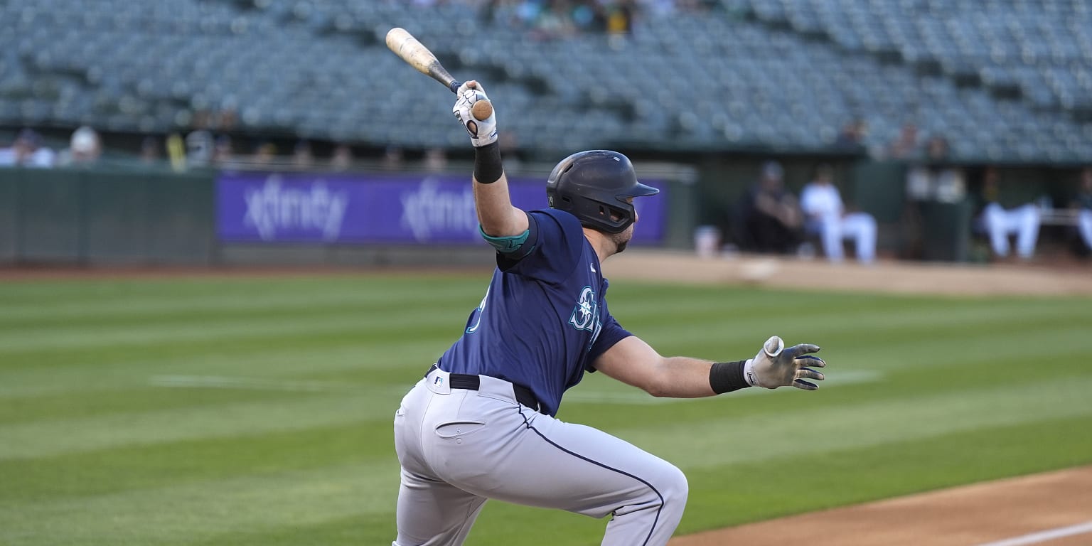 Mariners lose to A's on walk-off for 2nd straight night