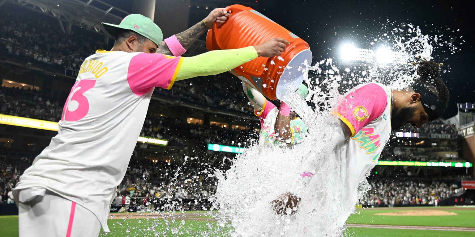 Fernando Tatis Jr. hits a walk-off in Padres win over White Sox