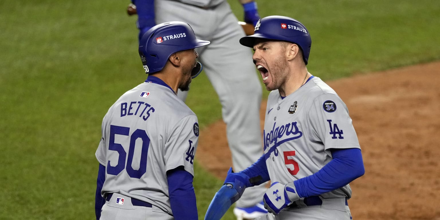 Yankees' miscues lead to key 5th-inning rally for Dodgers