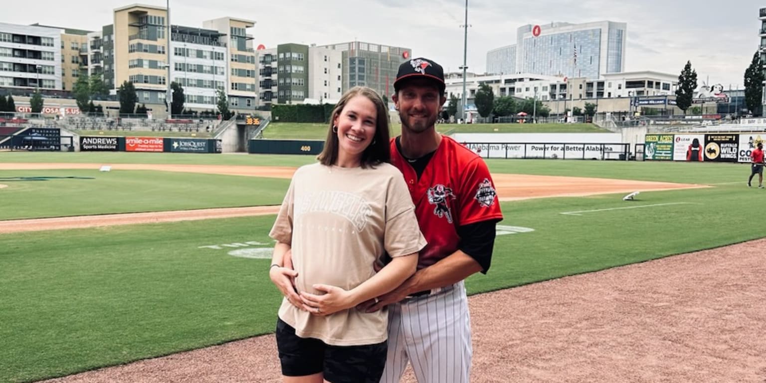 John Ely leaving White Sox organization to focus on first child