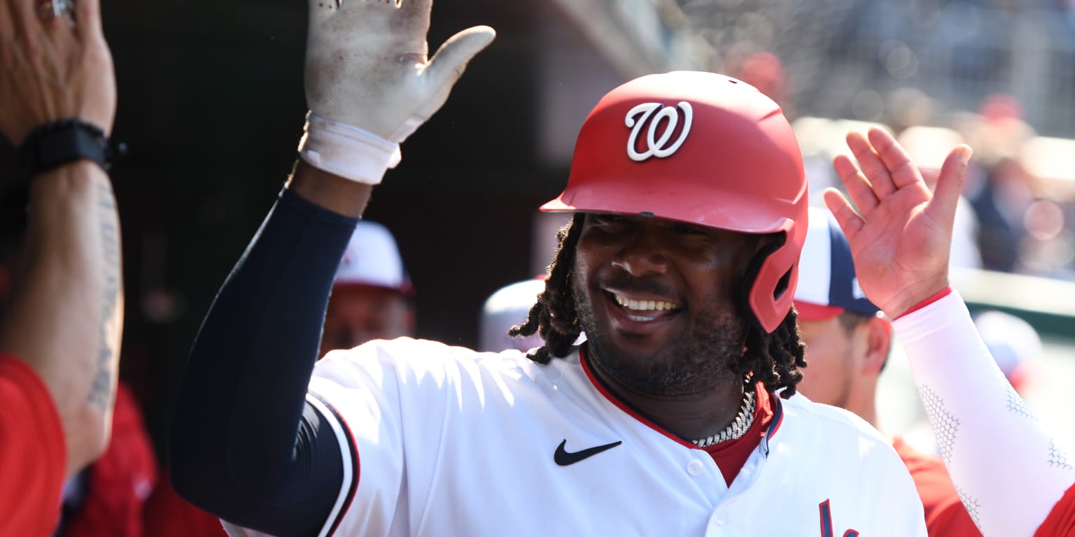 Josh Bell focused on slugging in return to Nationals