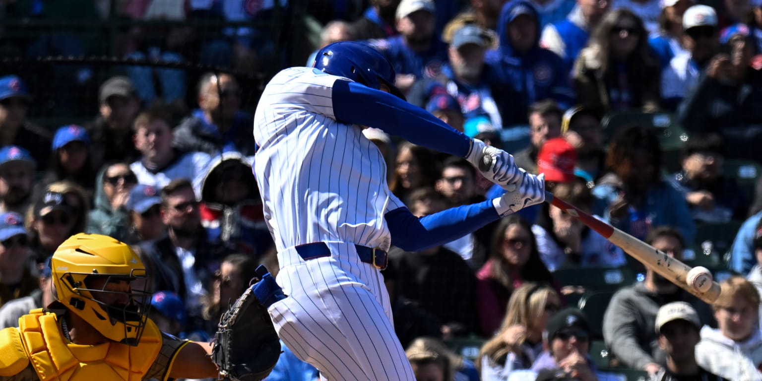 Kyle Tucker hits his first Wrigley Field homer