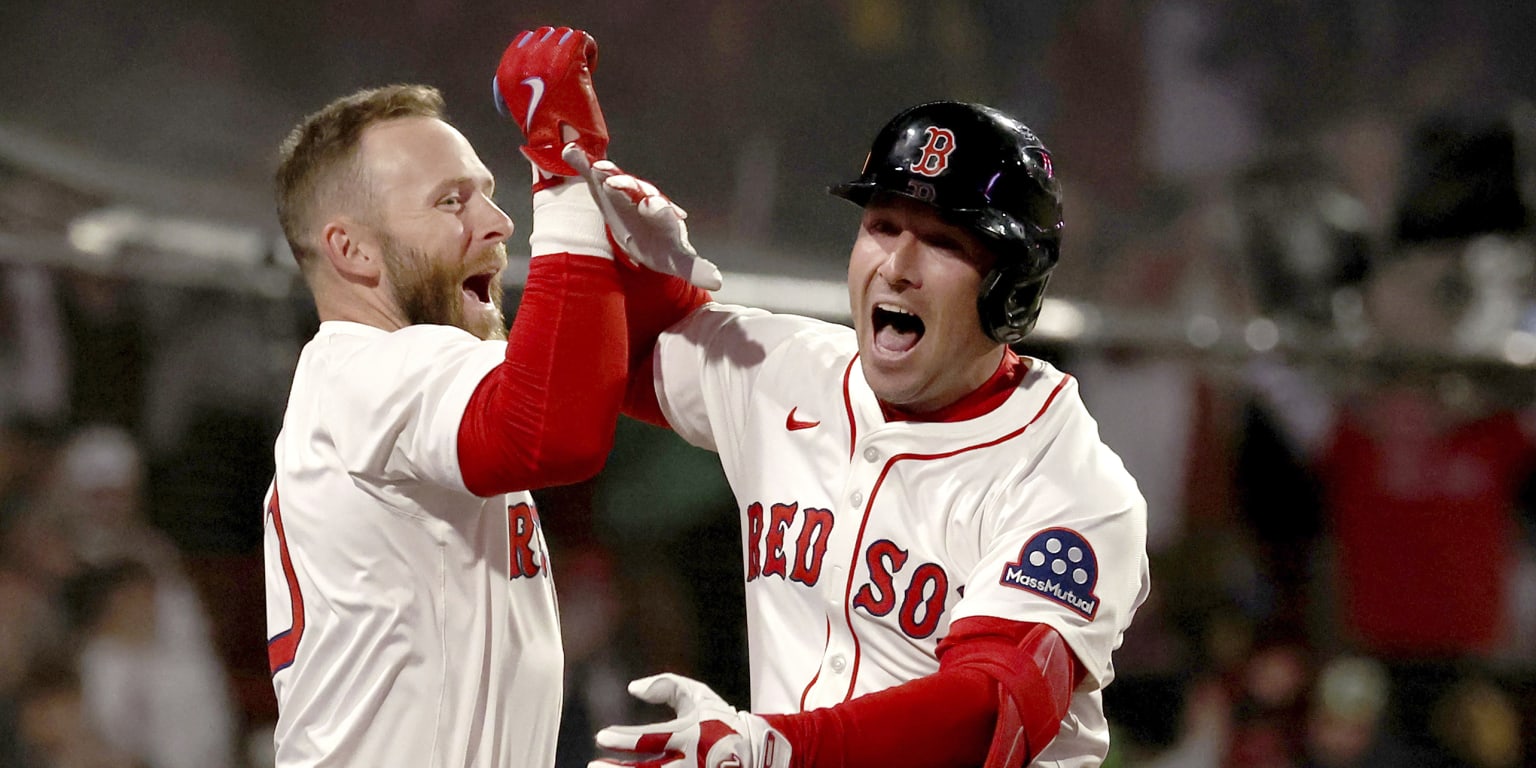 Alex Bregman leads Red Sox on romp vs. Cardinals