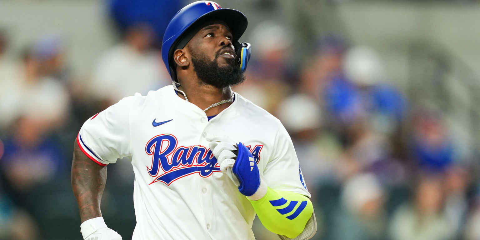 Adolis García not in Rangers' lineup vs. Giants