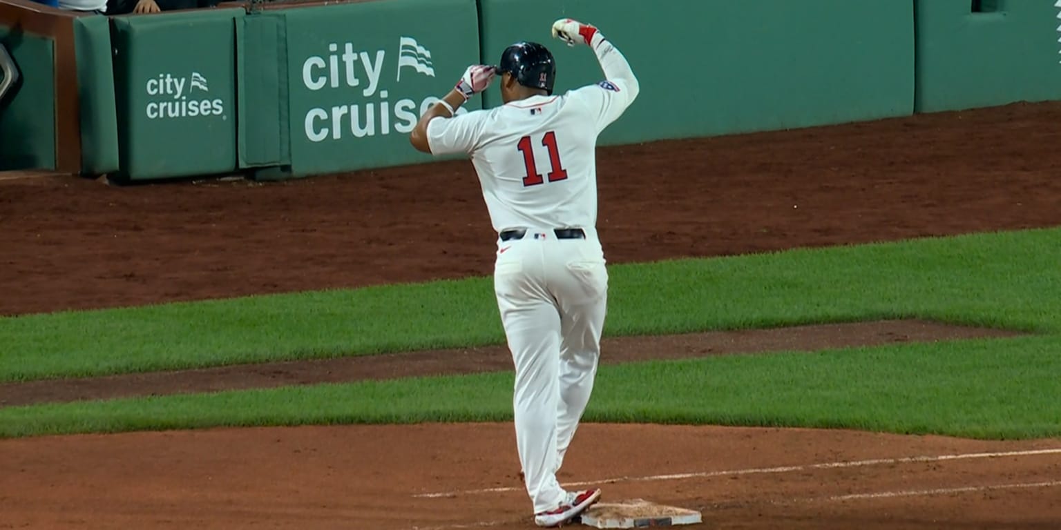 Bregman, Devers impulsan a Boston vs. Twins; Casas sale lesionado (rodilla)