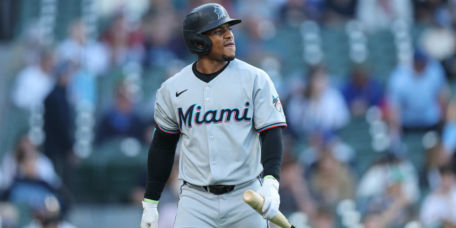 Xavier Edwards placed on IL, Otto Lopez reinstated after injury