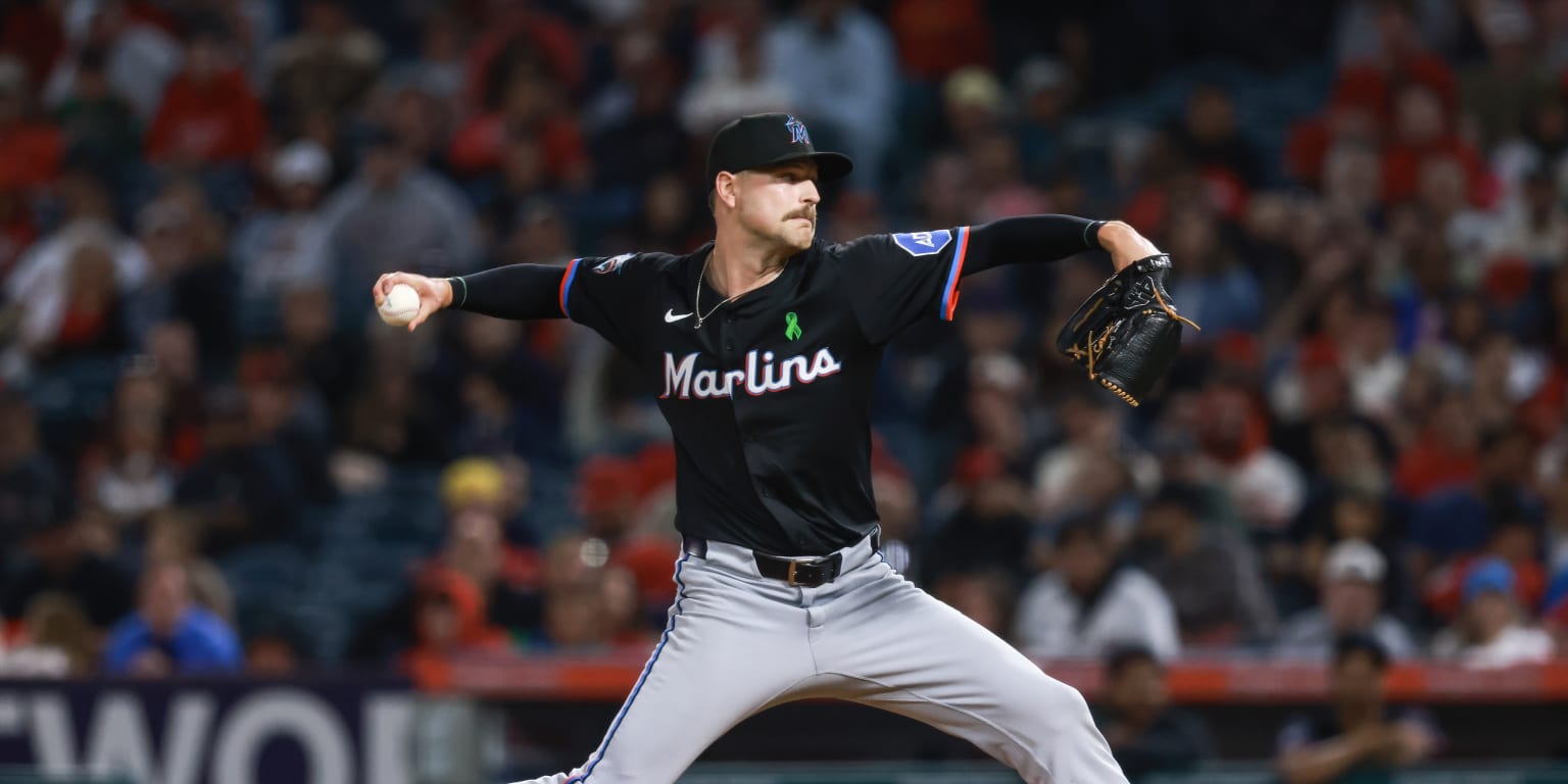 Janson Junk throws five innings of relief for Cal Quantrill in Marlins win