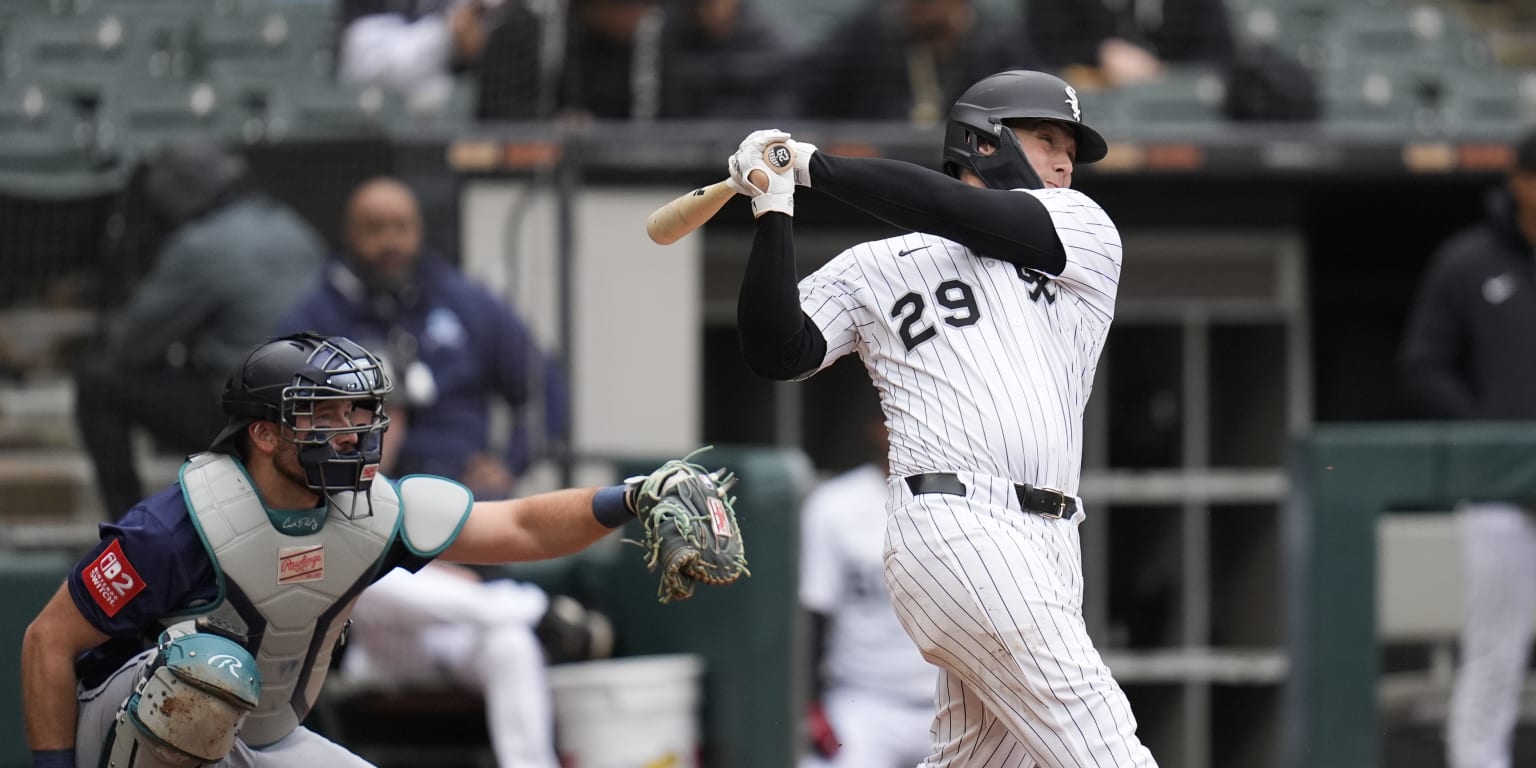 Dru Baker traded to White Sox for Matt Thaiss