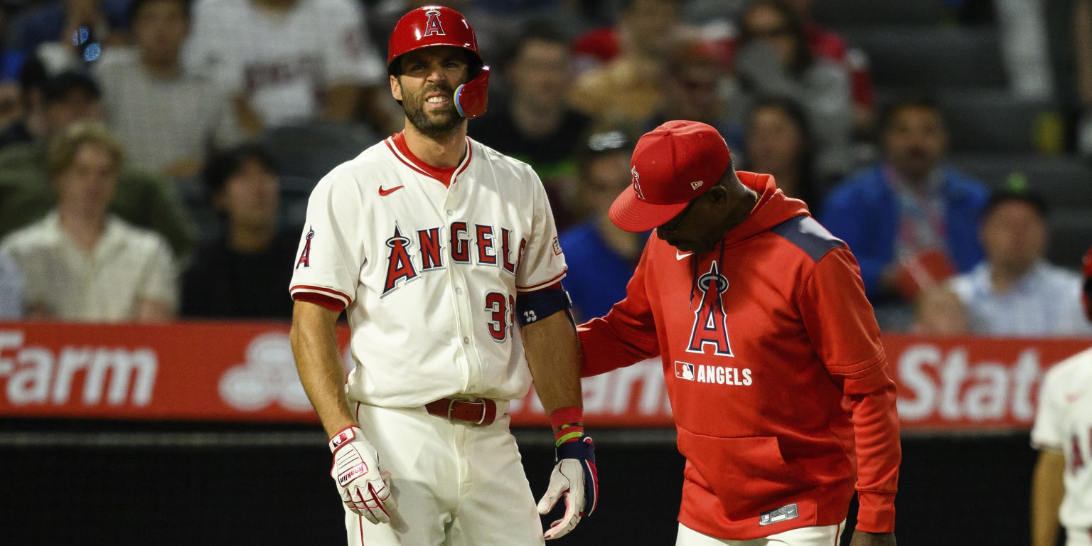 Chris Taylor placed on 10-day IL, LaMonte Wade Jr. joins Angels roster