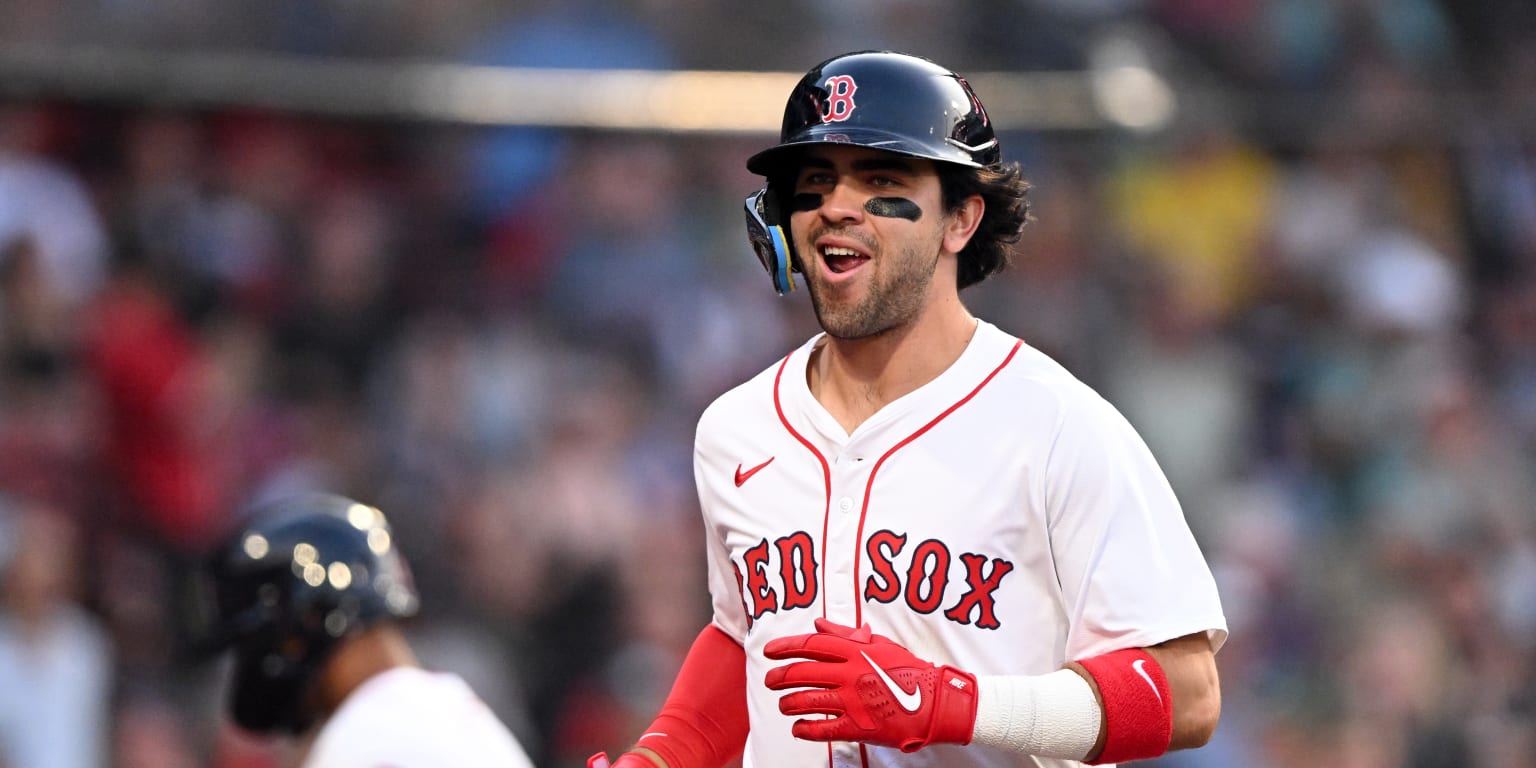 Marcelo Mayer enjoys first multihomer game of his career