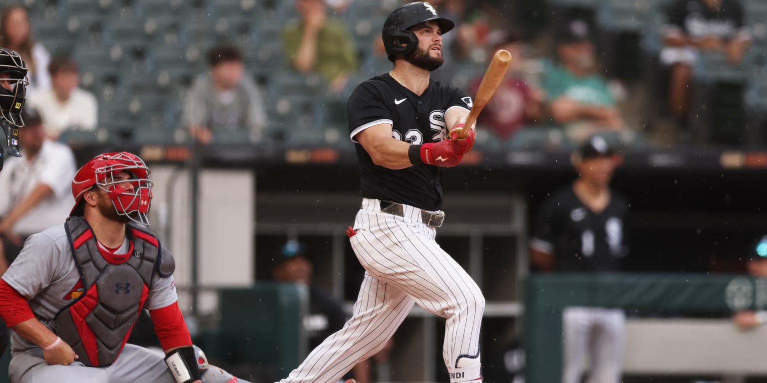 White Sox drop both games of doubleheader to Cardinals