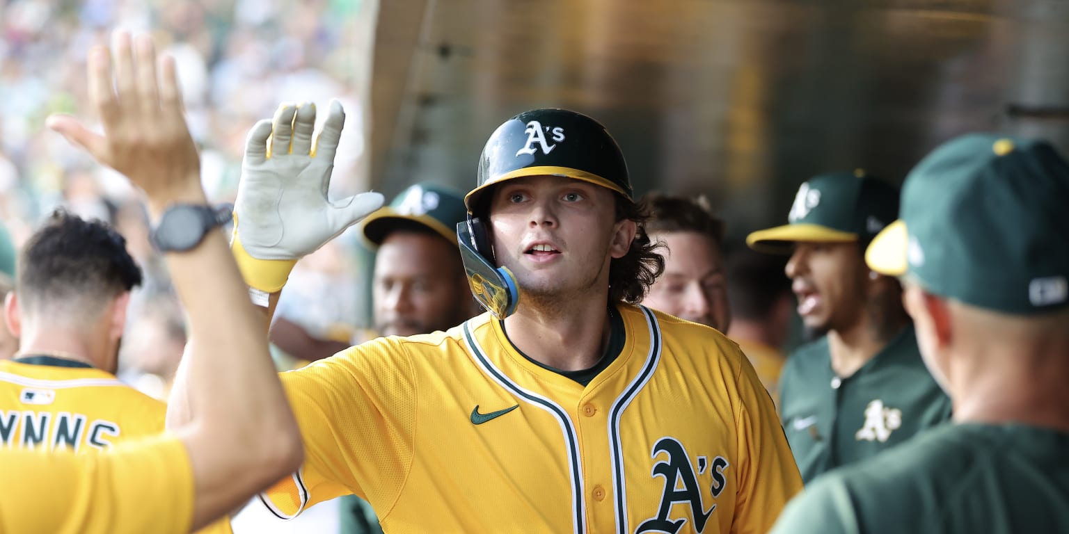 Nick Kurtz, Tyler Soderstrom lift A's to walk-off win