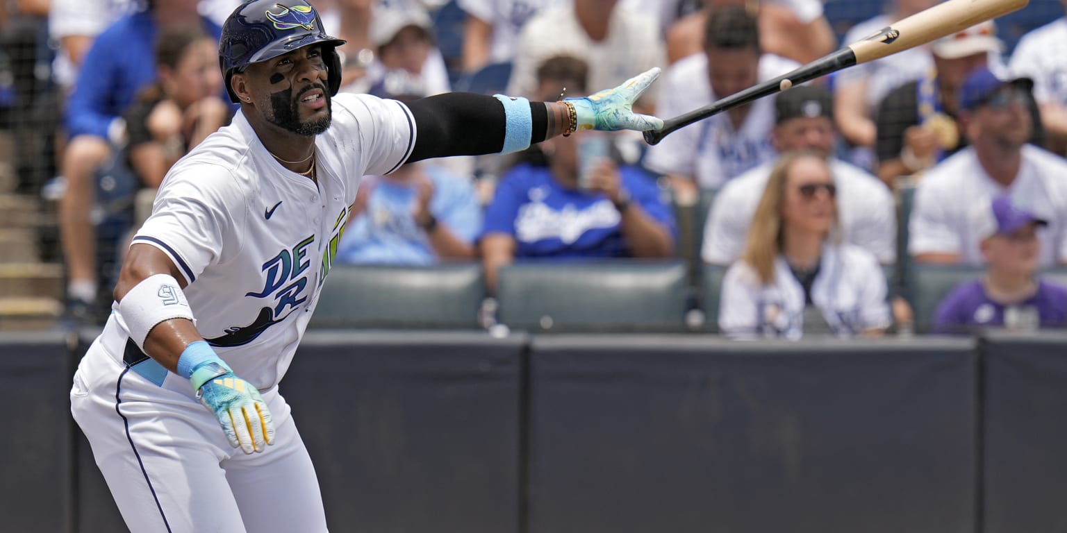 Yandy Díaz homers twice in Rays win