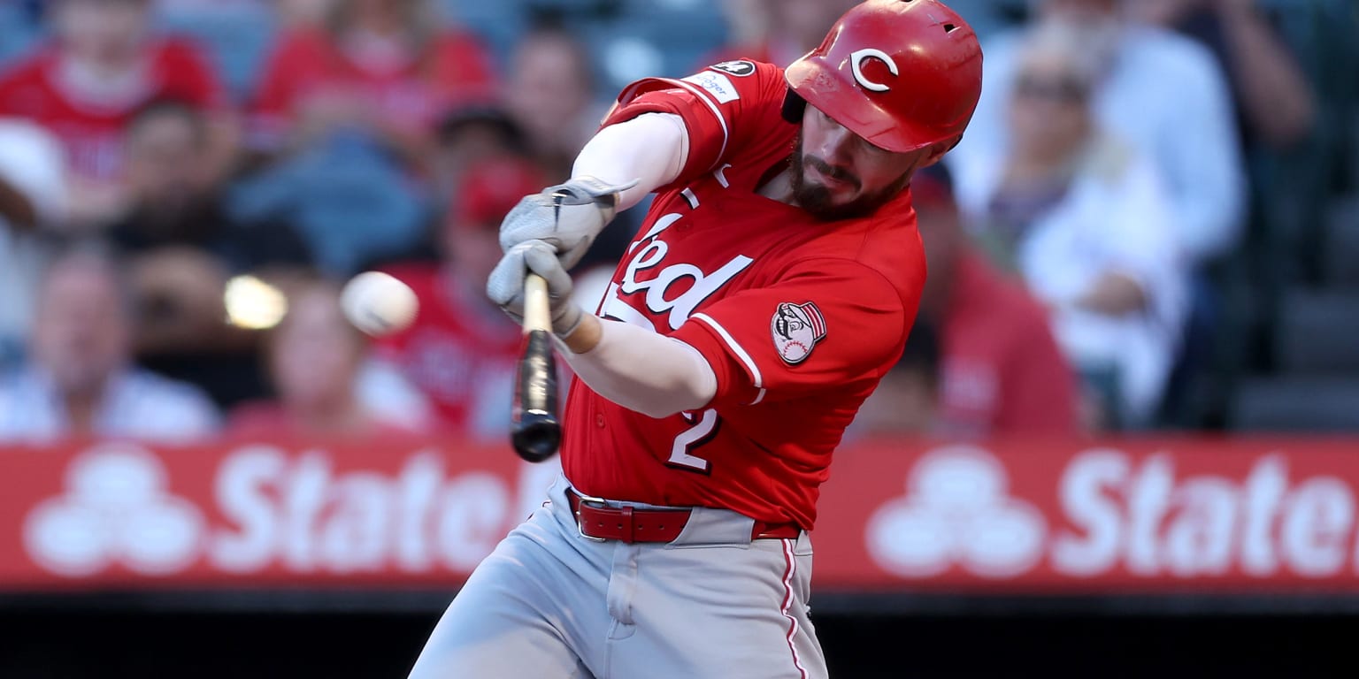 Un dominante Singer, Lux (HR) guían a Rojos en Anaheim