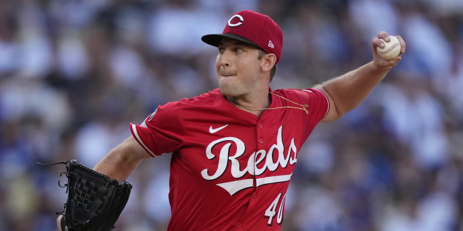 Reds lose to Dodgers, snap 43-series sweepless streak