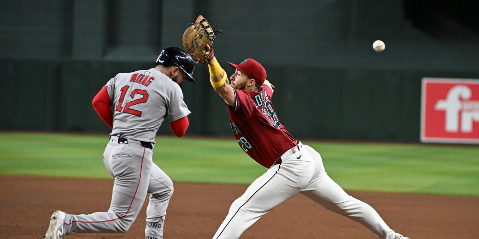 D-backs lose series finale to Red Sox to snap win streak