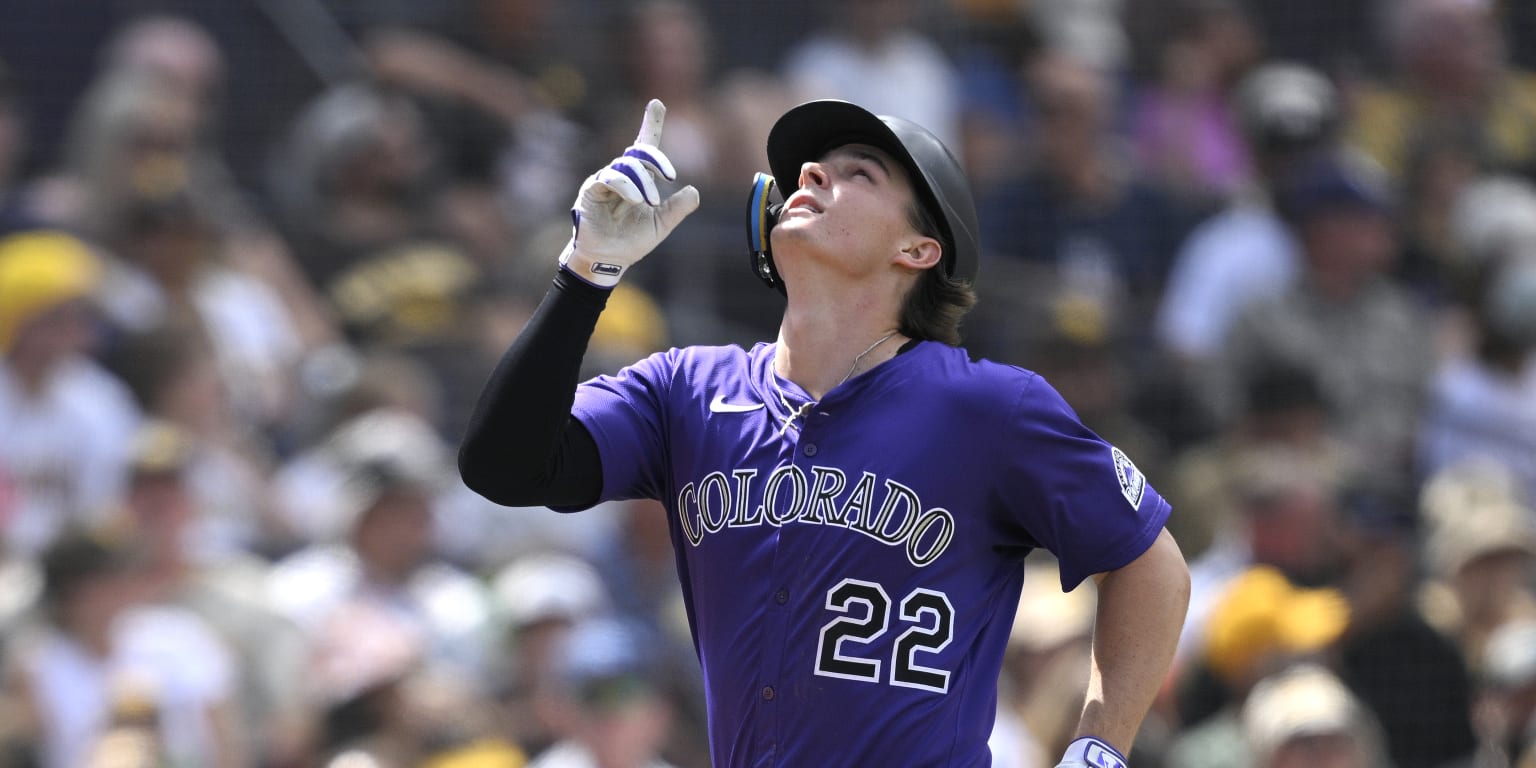 Mickey Moniak hits two homers, has career-high five RBIs