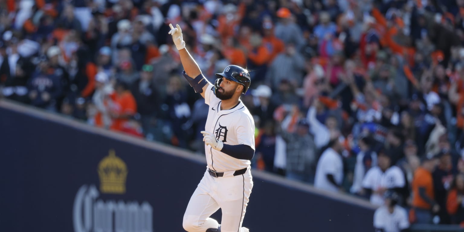 Riley Greene hits 454-foot home run in Tigers' ALDS Game 4 win