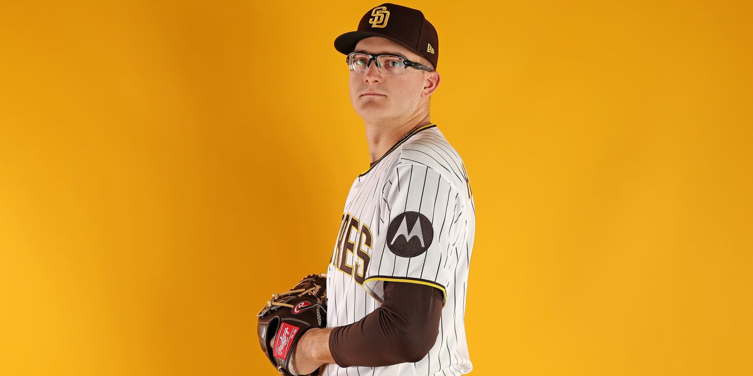 Padres prospect Garrett Hawkins eyes Opening Day roster spot