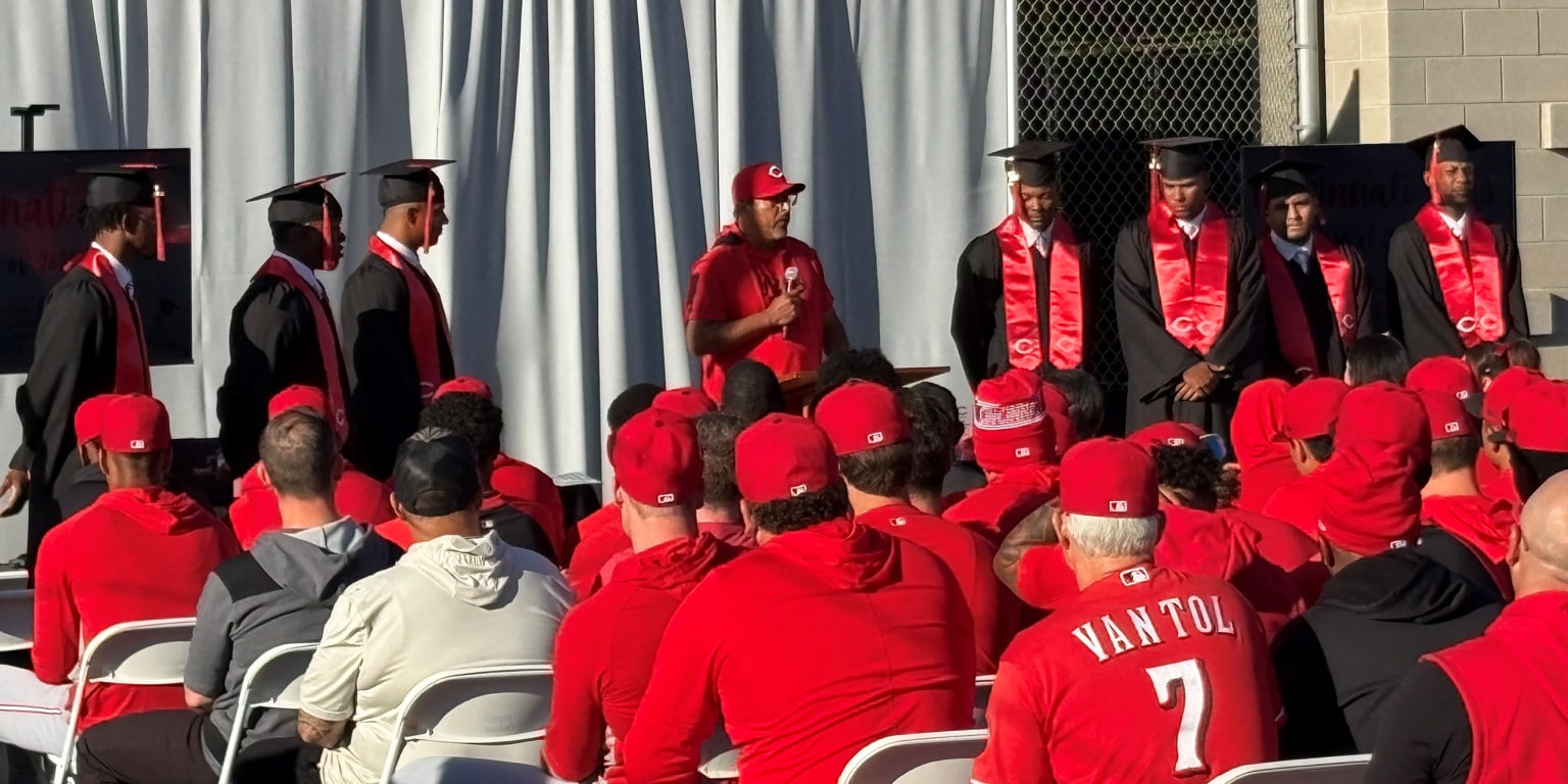 Reds hold high school graduation for Minor League players