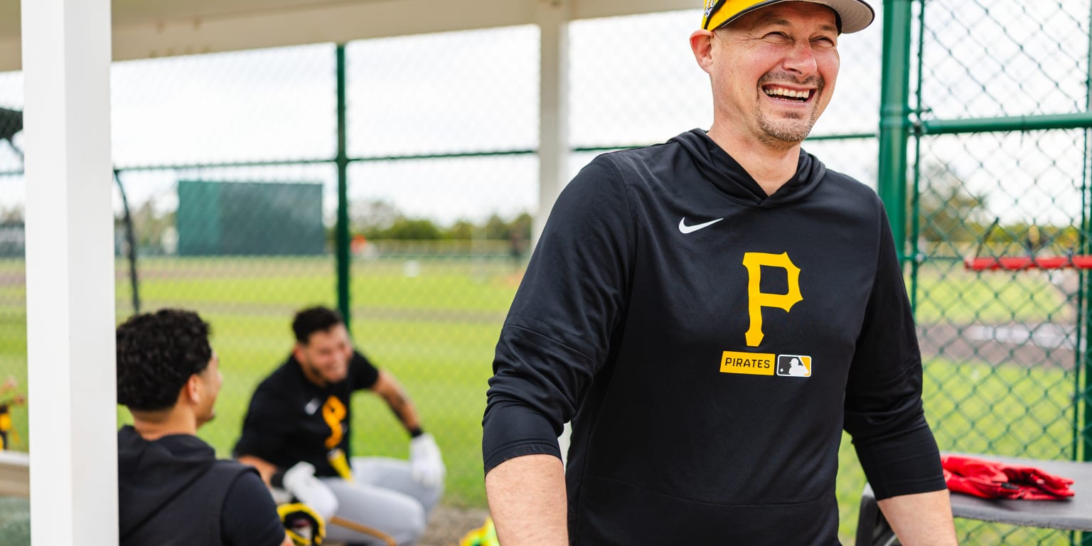 Pirates manager Don Kelly values family, Pittsburgh roots