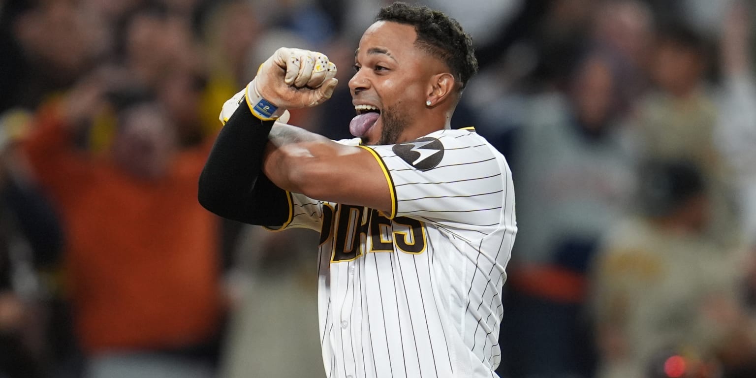 Xander Bogaerts hits grand slam in 12th for Padres' first walk-off win