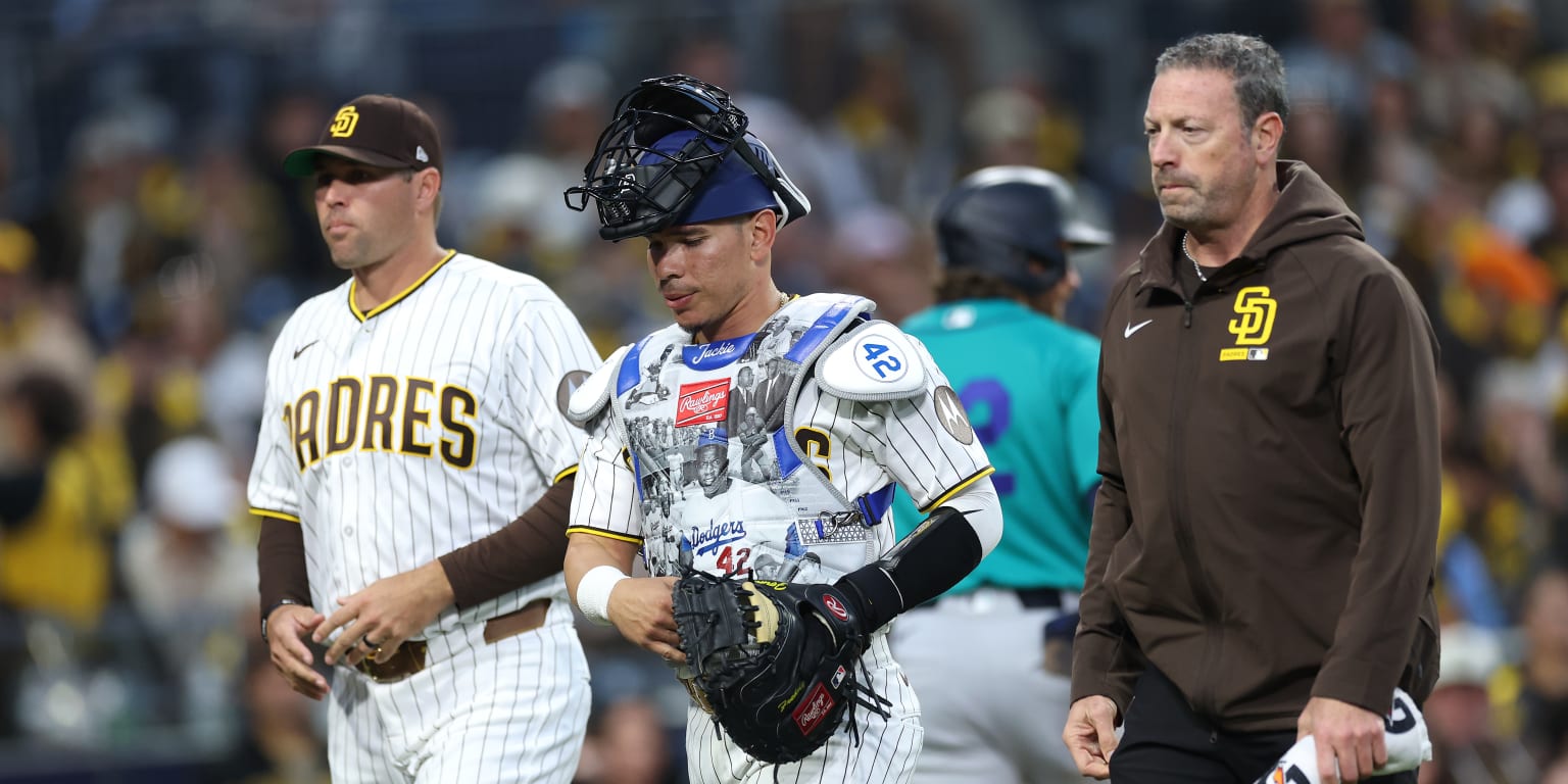 Freddy Fermin exits after foul ball to face