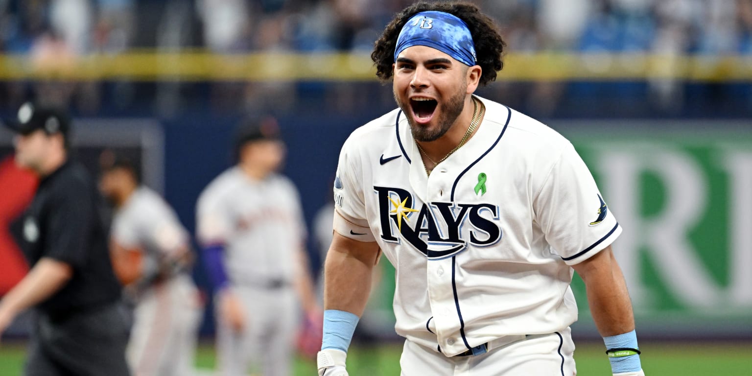 Jonathan Aranda define en el 10mo inning y Rays completan la barrida