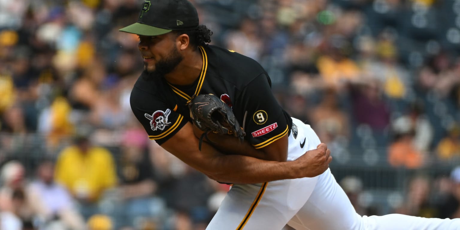Wilber Dotel earns first MLB win against Cubs