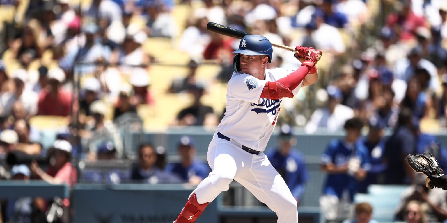 Ryan Ward hits first MLB home run