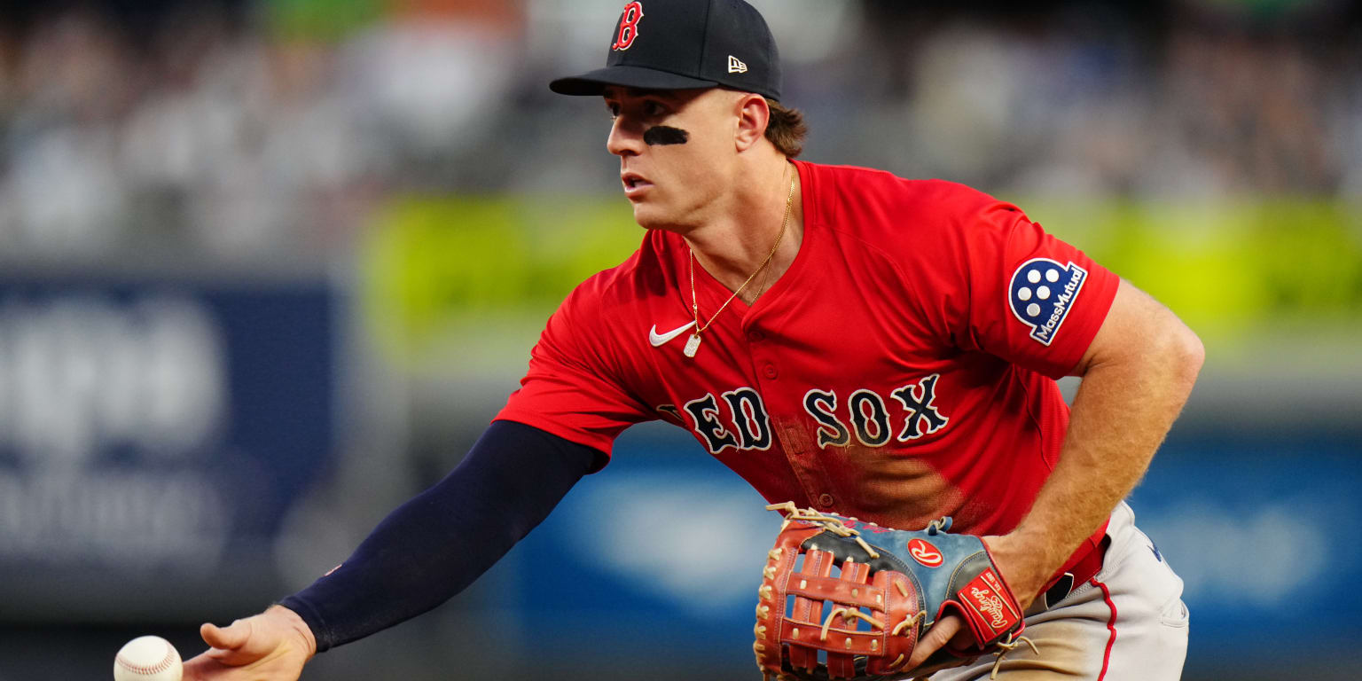 Red Sox activate Romy Gonzalez off injured list for season debut