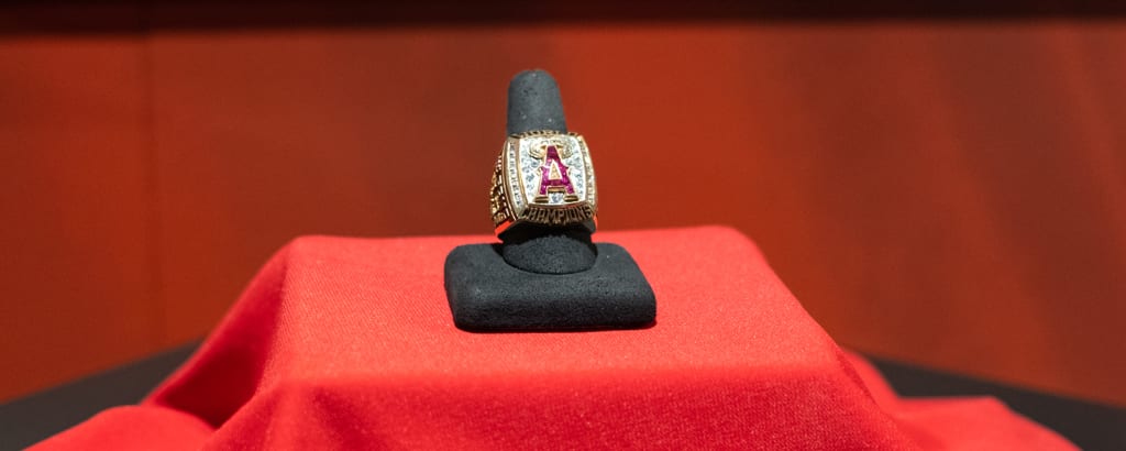 Tours of Angel Stadium | Los Angeles Angels