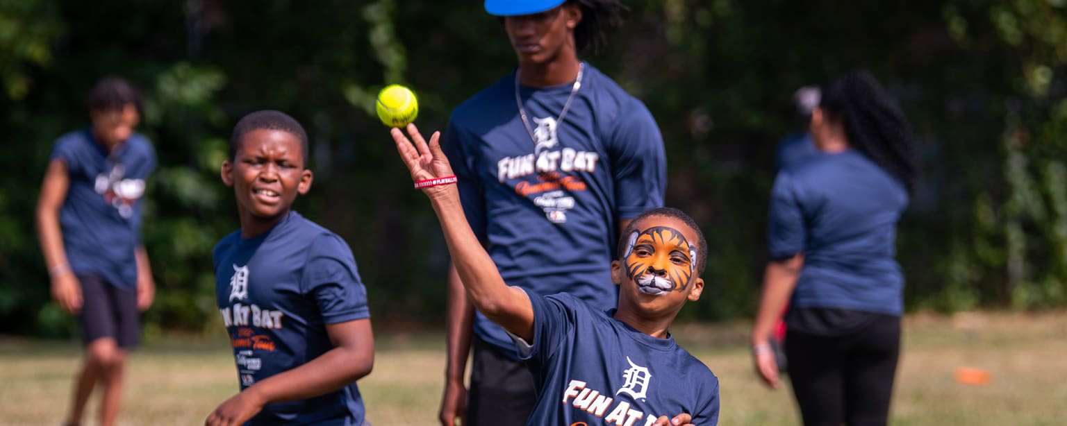 Fun At Bat Summer Tour | Detroit Tigers