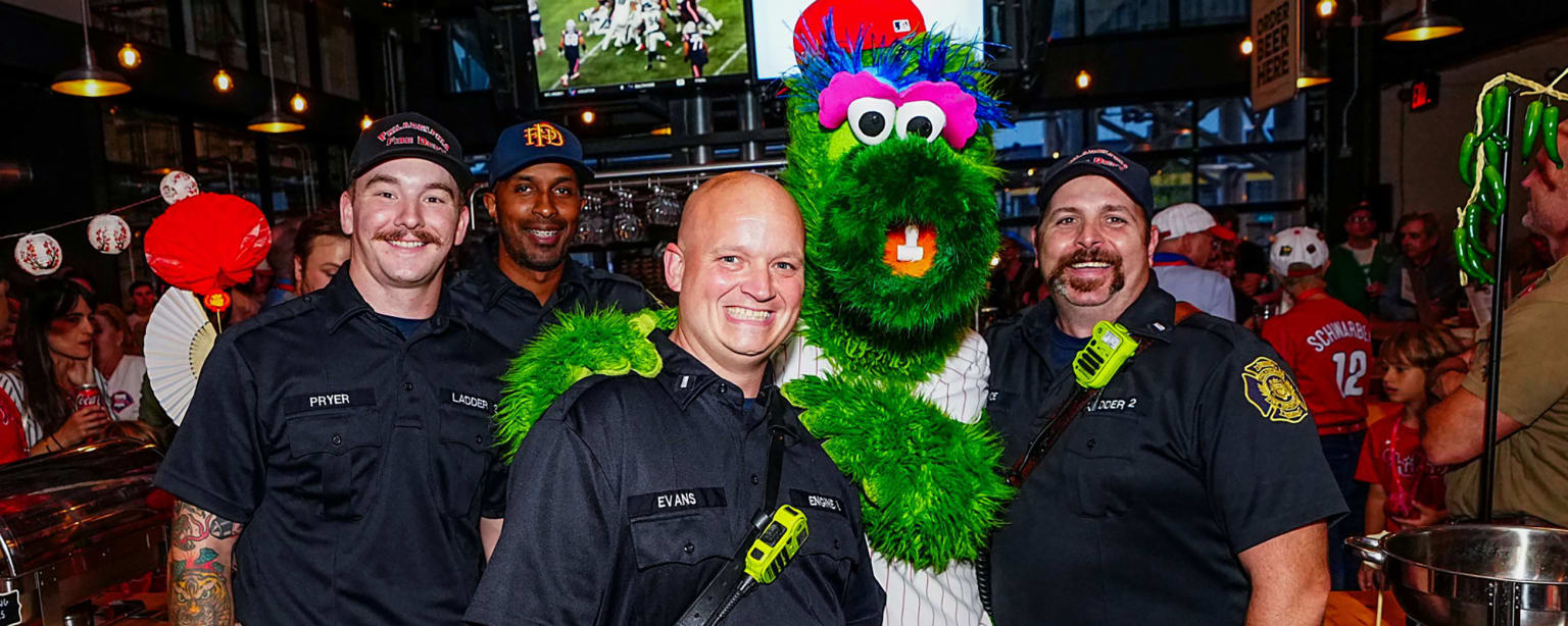 Phillies in the Community | Philadelphia Phillies
