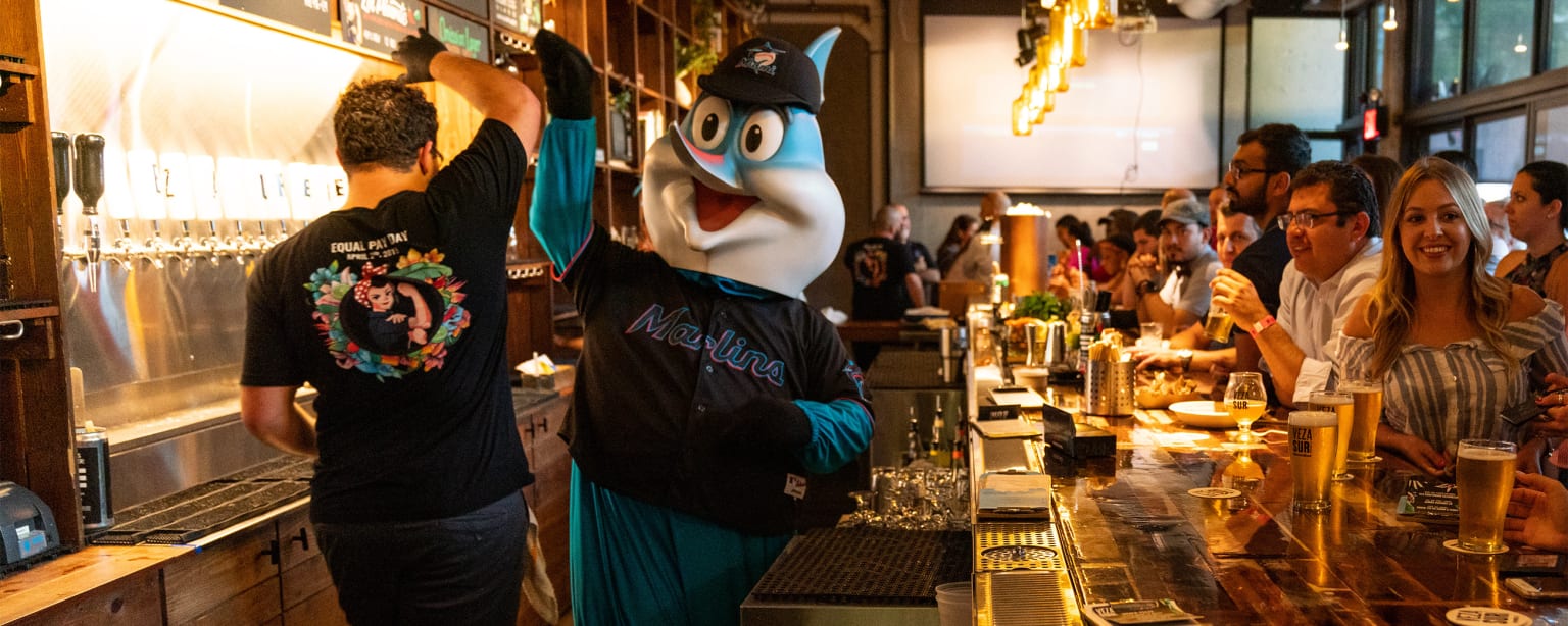 Miami Marlins Bar & Restaurant Program | Miami Marlins