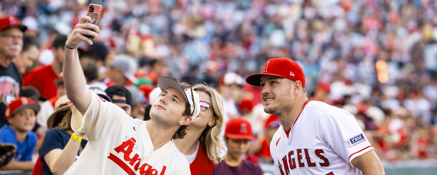 Angels Fan Content | Los Angeles Angels