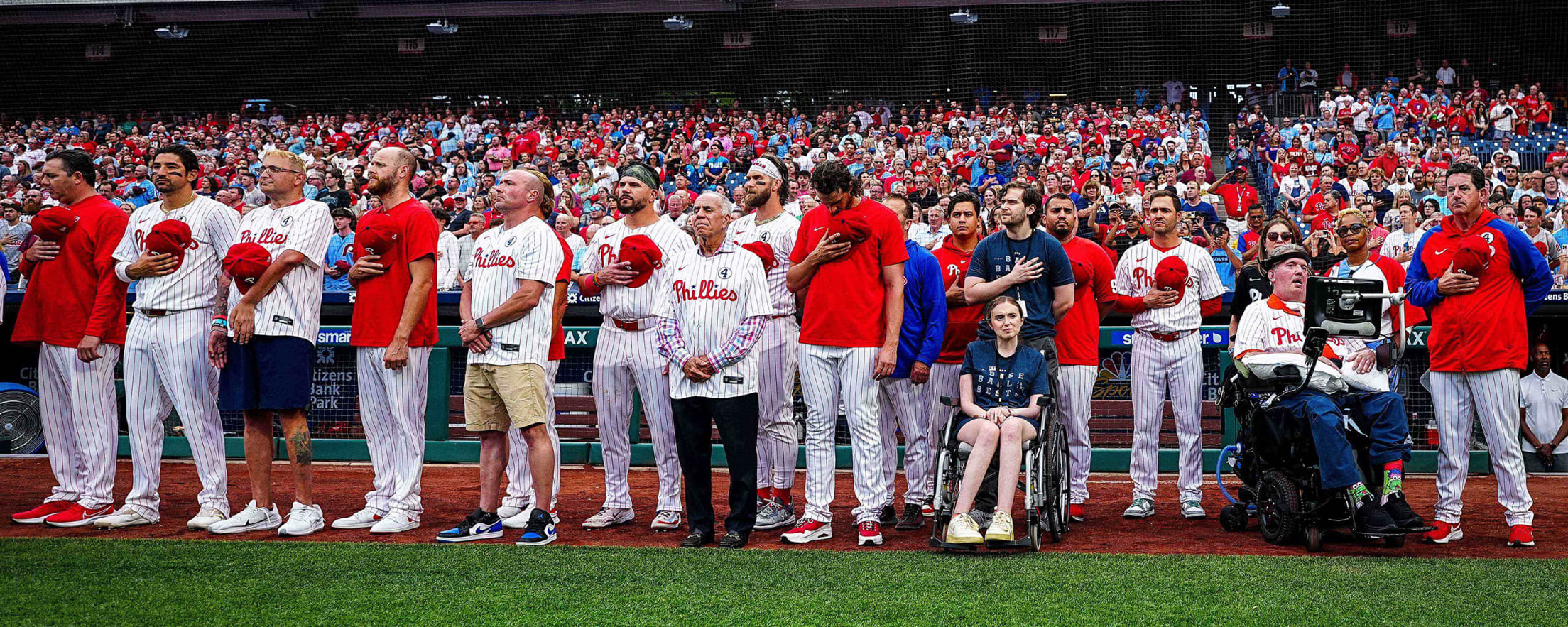 Phillies in the Community | Philadelphia Phillies