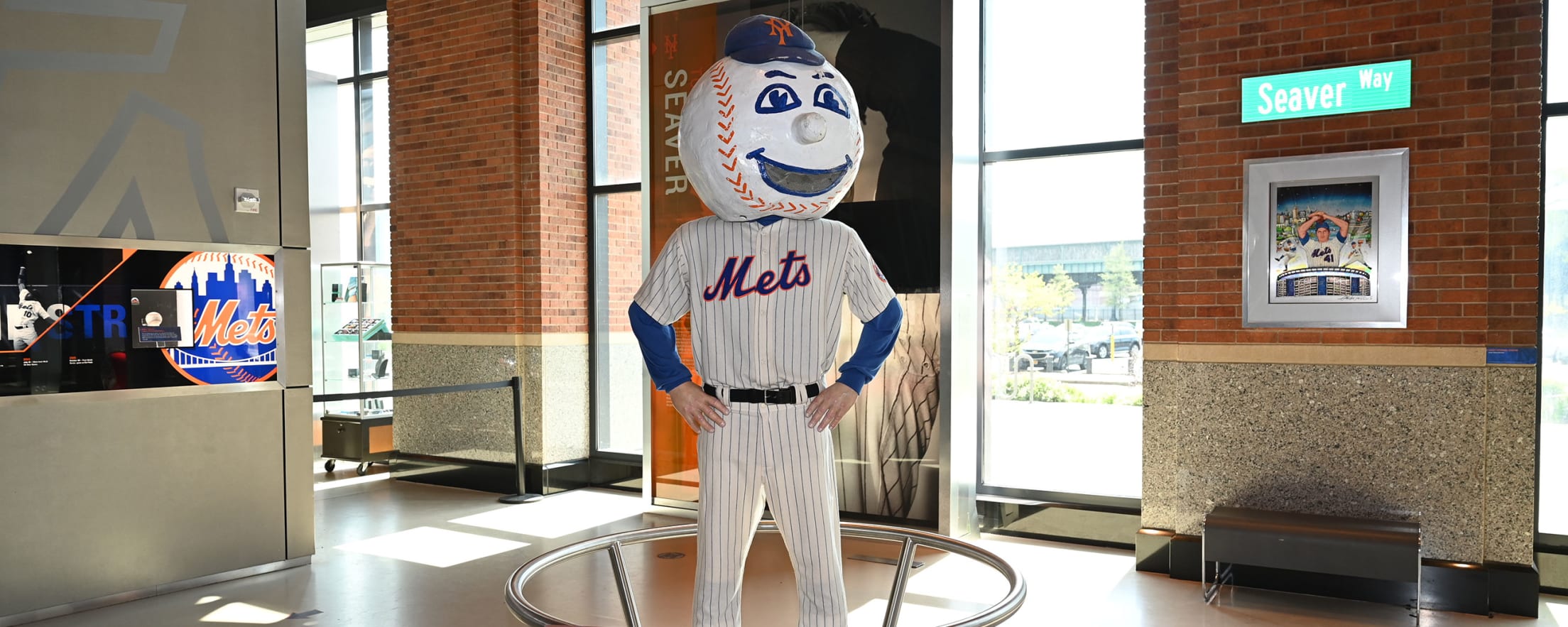 Amazin’ Artifacts: A Mets Baseball Tour Through Time | New York Mets