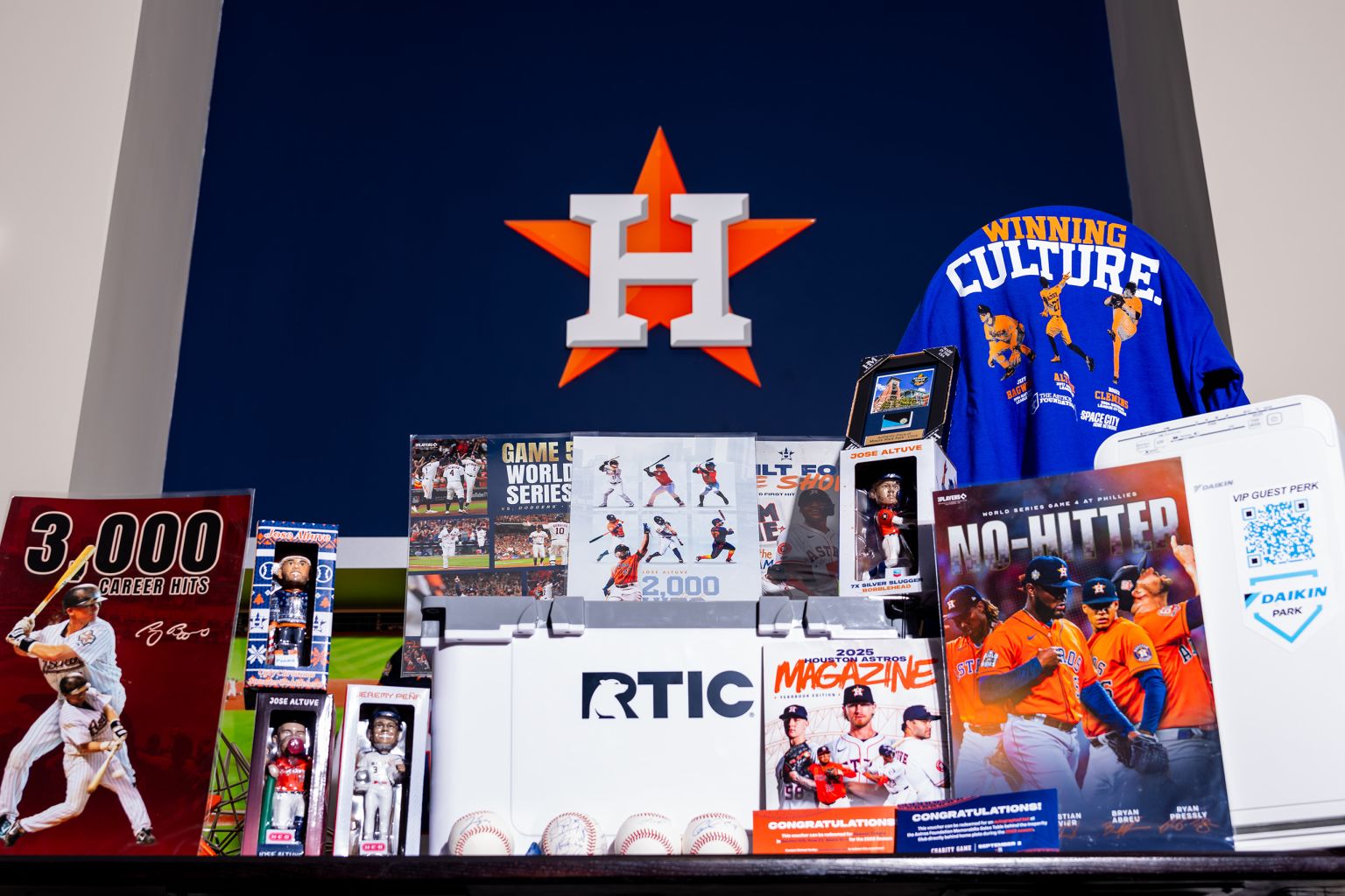 Astros Foundation Charity Game - Season Ticket Holders | Houston Astros