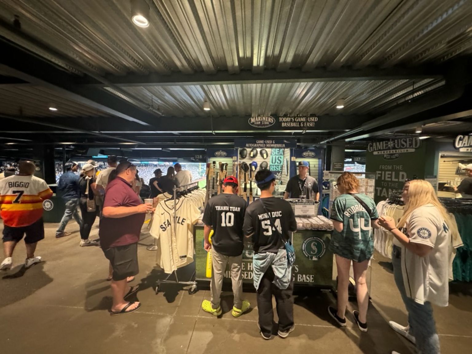 Seattle Mariners Authentics | MLB Authentication | MLB.com