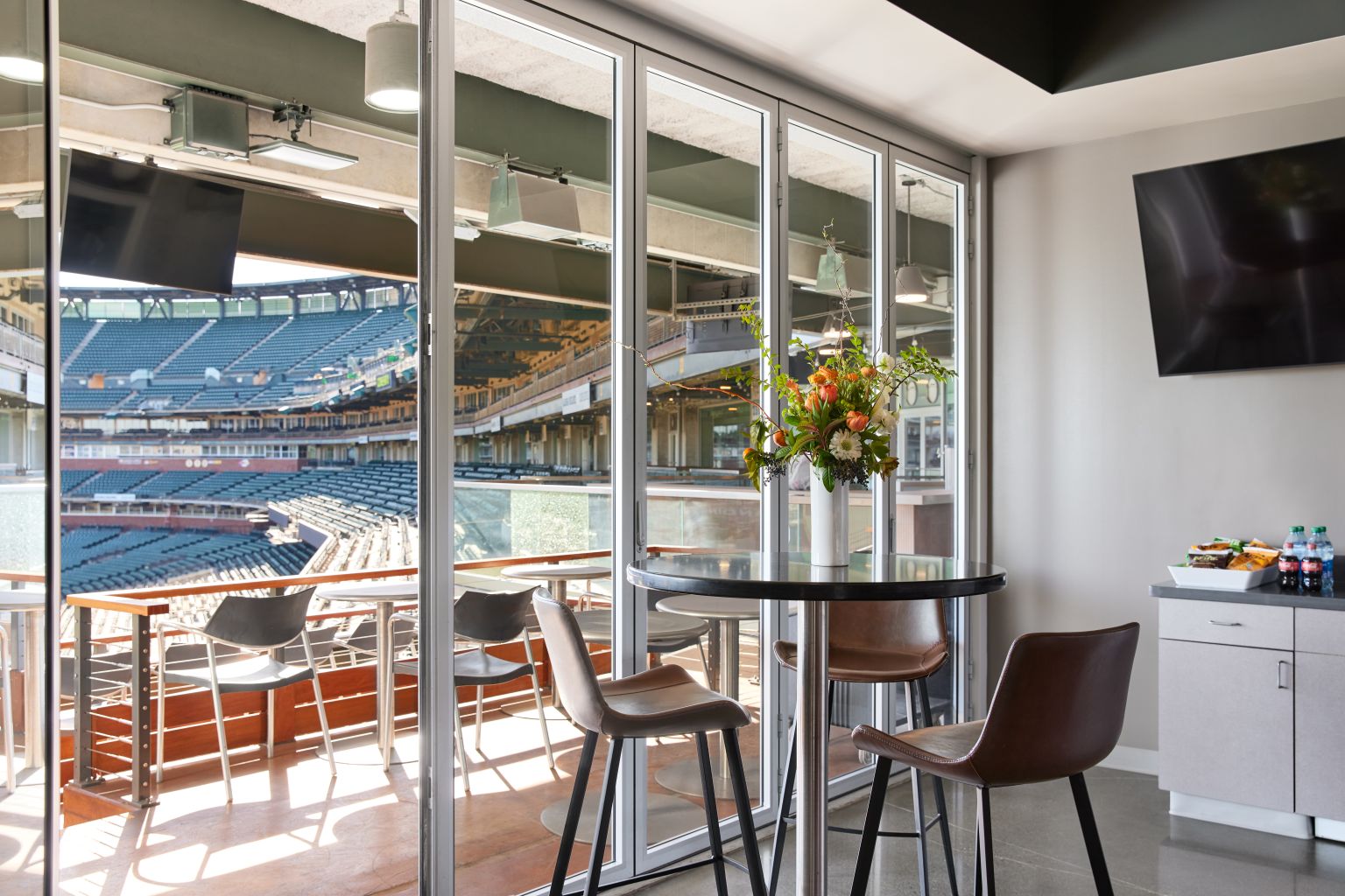 Groups & Hospitality Experiences | Legends Club Photos | San Francisco ...