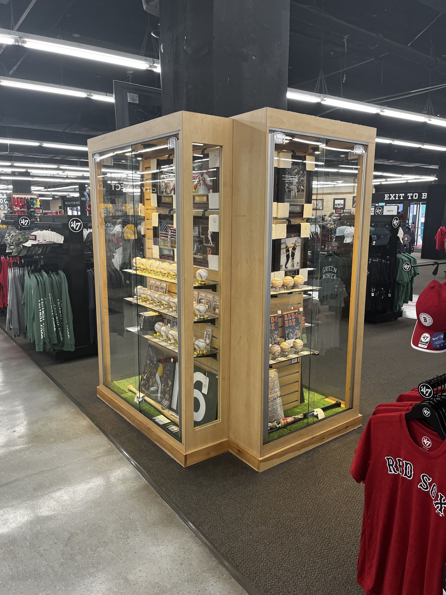 Boston Red Sox Authentics | MLB Authentication | MLB.com