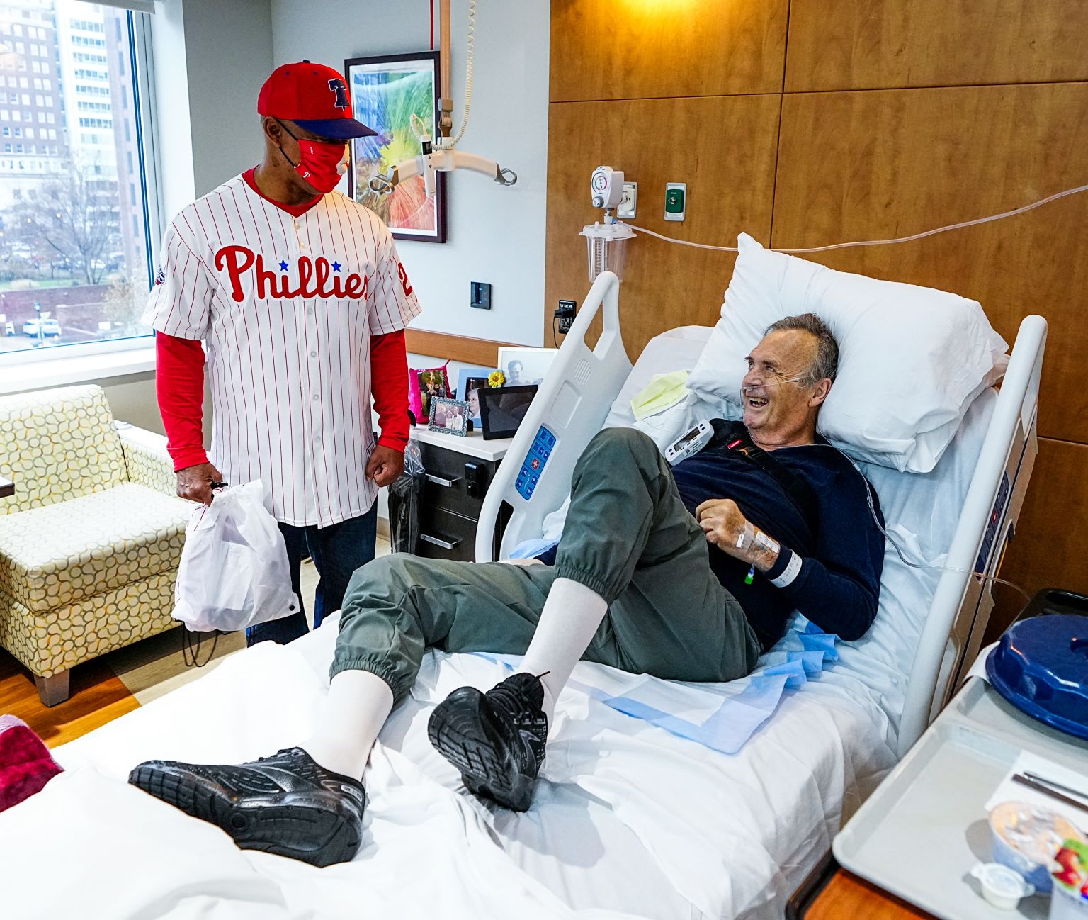 Phillies to make surprise Holiday gift drop-off to residents at Magee ...