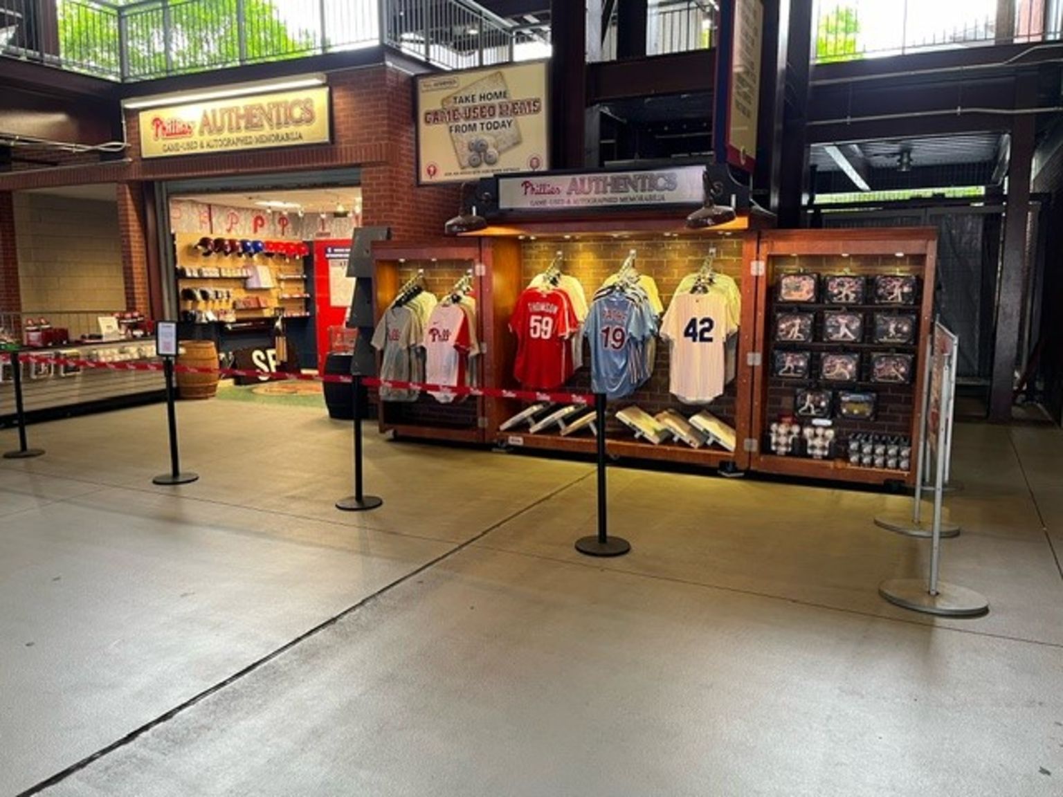 Philadelphia Phillies Authentics | MLB Authentication | MLB.com