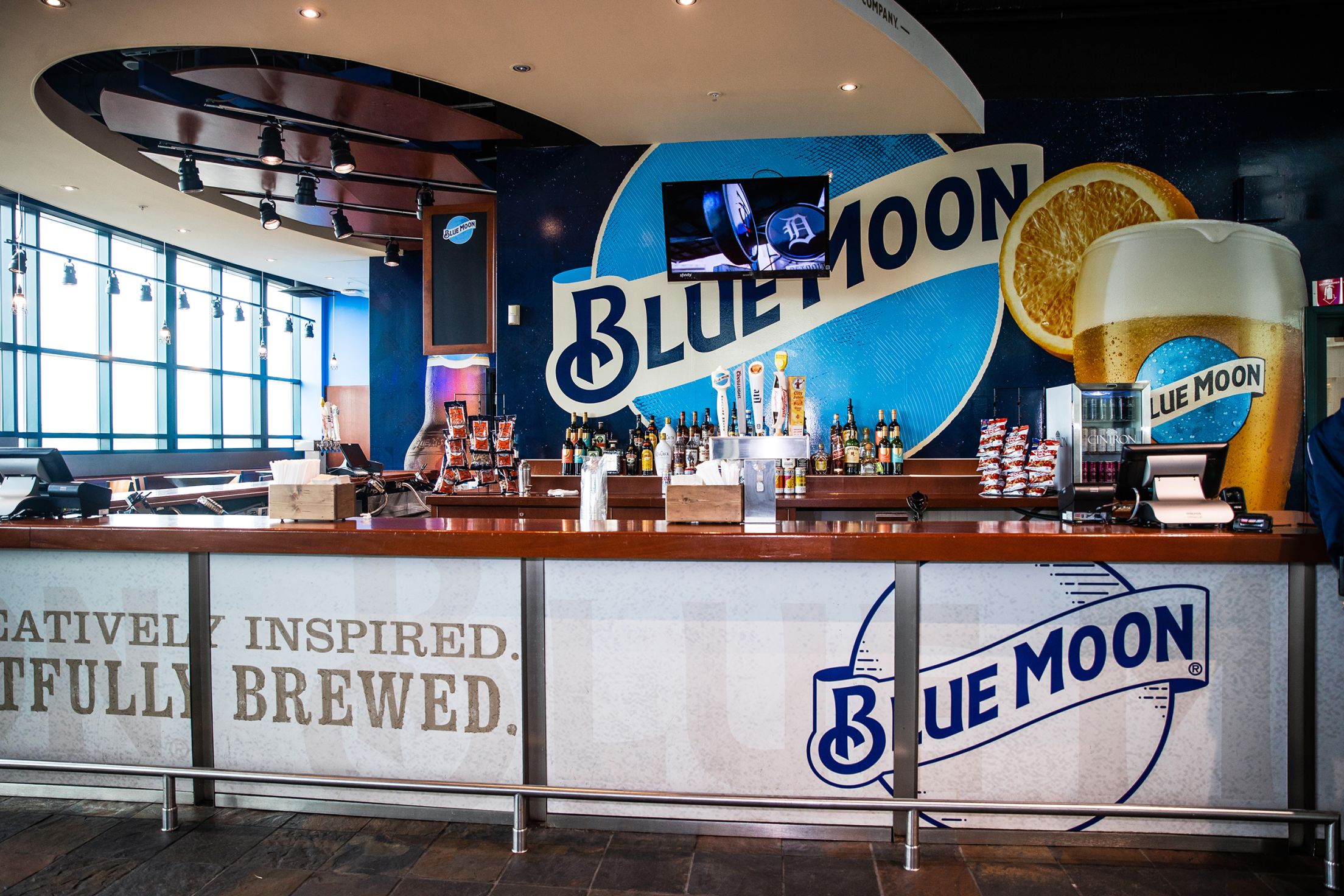 Blue Moon Bases Loaded Bar | Detroit Tigers